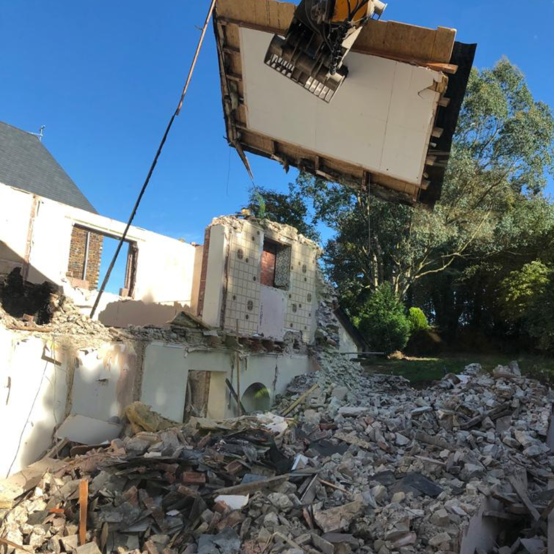 Demolition – Haulage, Aggregate and Landscaping supplies