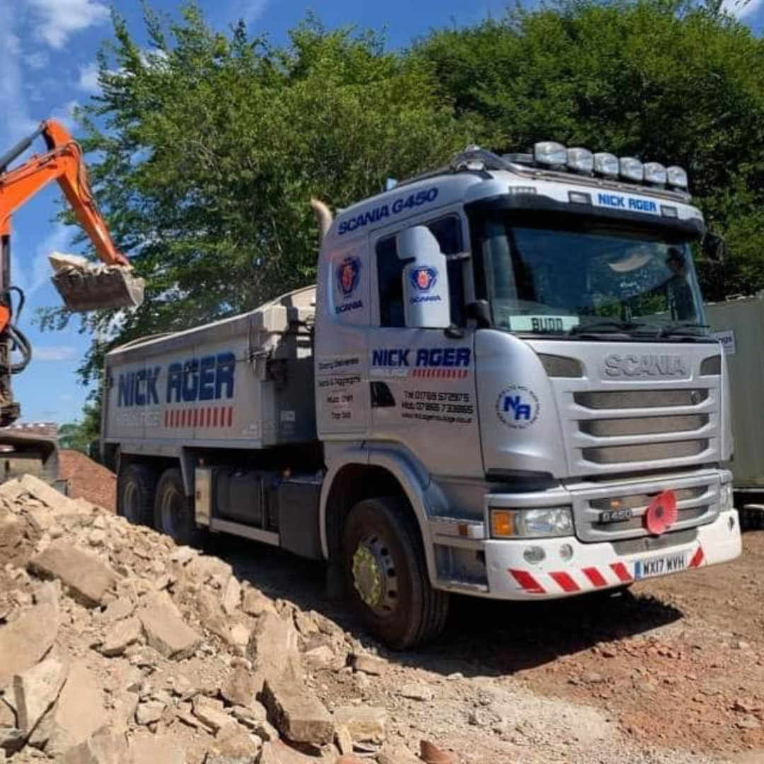 Delivery Vehicles – Haulage, Aggregate and Landscaping supplies