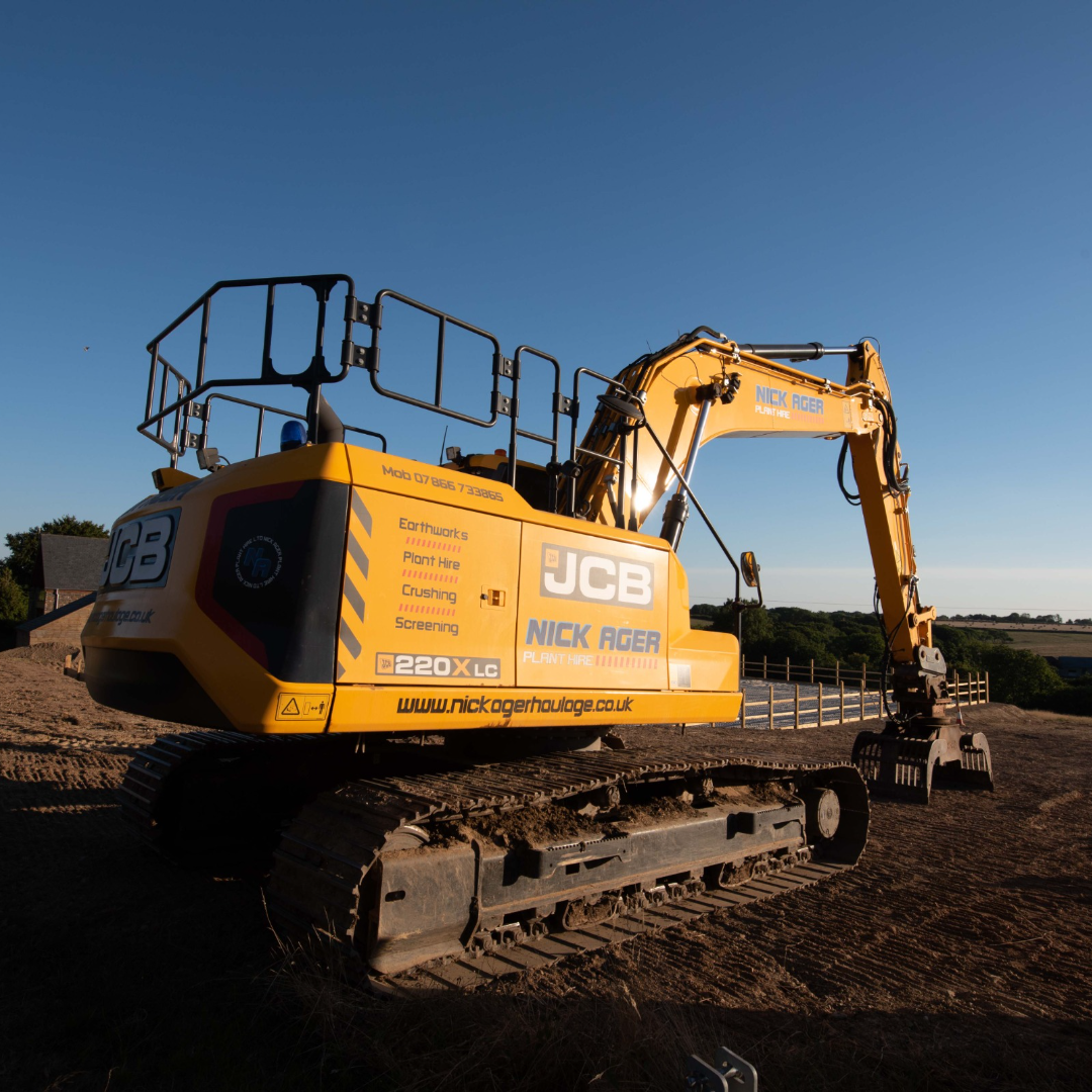 Plant Hire & Ground Works – Haulage, Aggregate and Landscaping supplies