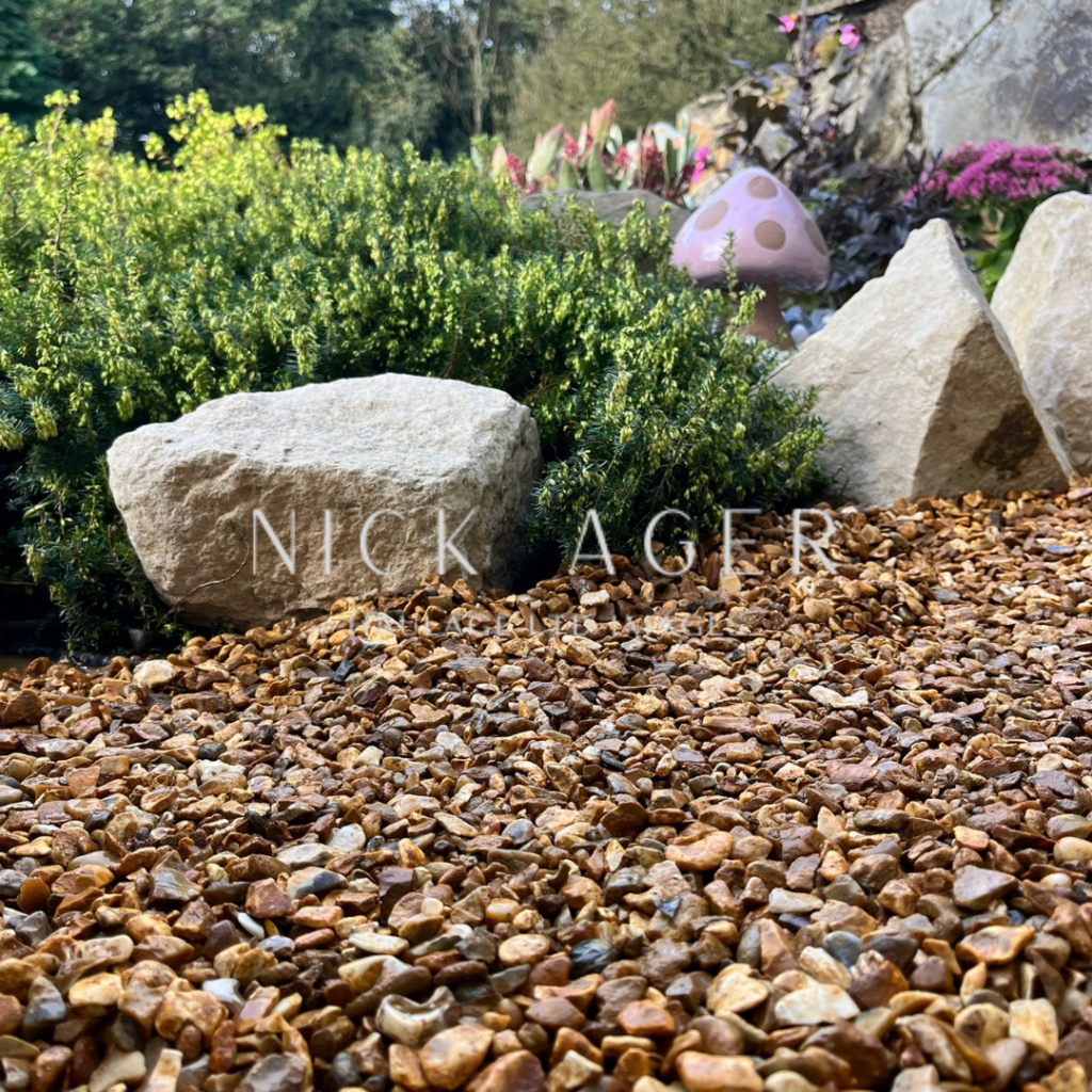 Yellow Flint 10mm Bulk Bag – Haulage, Aggregate and Landscaping supplies