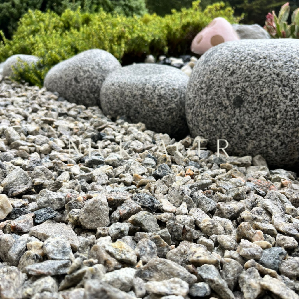 Granite 20mm (500kg Bulk Bag) – Haulage, Aggregate and Landscaping supplies